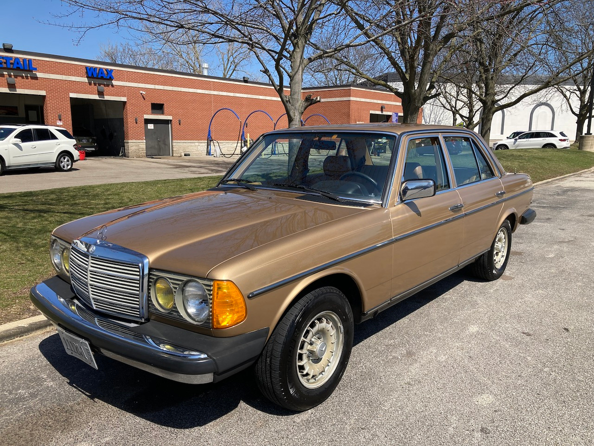 1985 Mercedes-Benz 300D Turbodiesel For Sale | The MB Market