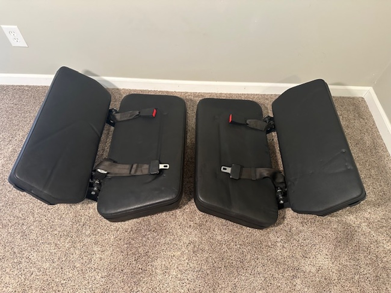 No Reserve: W463 Rear Jump Seats For Sale | The MB Market