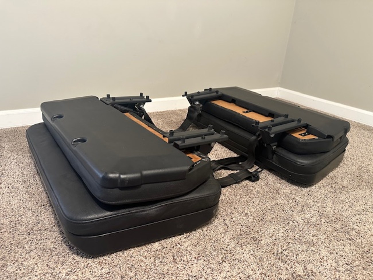 No Reserve: W463 Rear Jump Seats For Sale | The MB Market