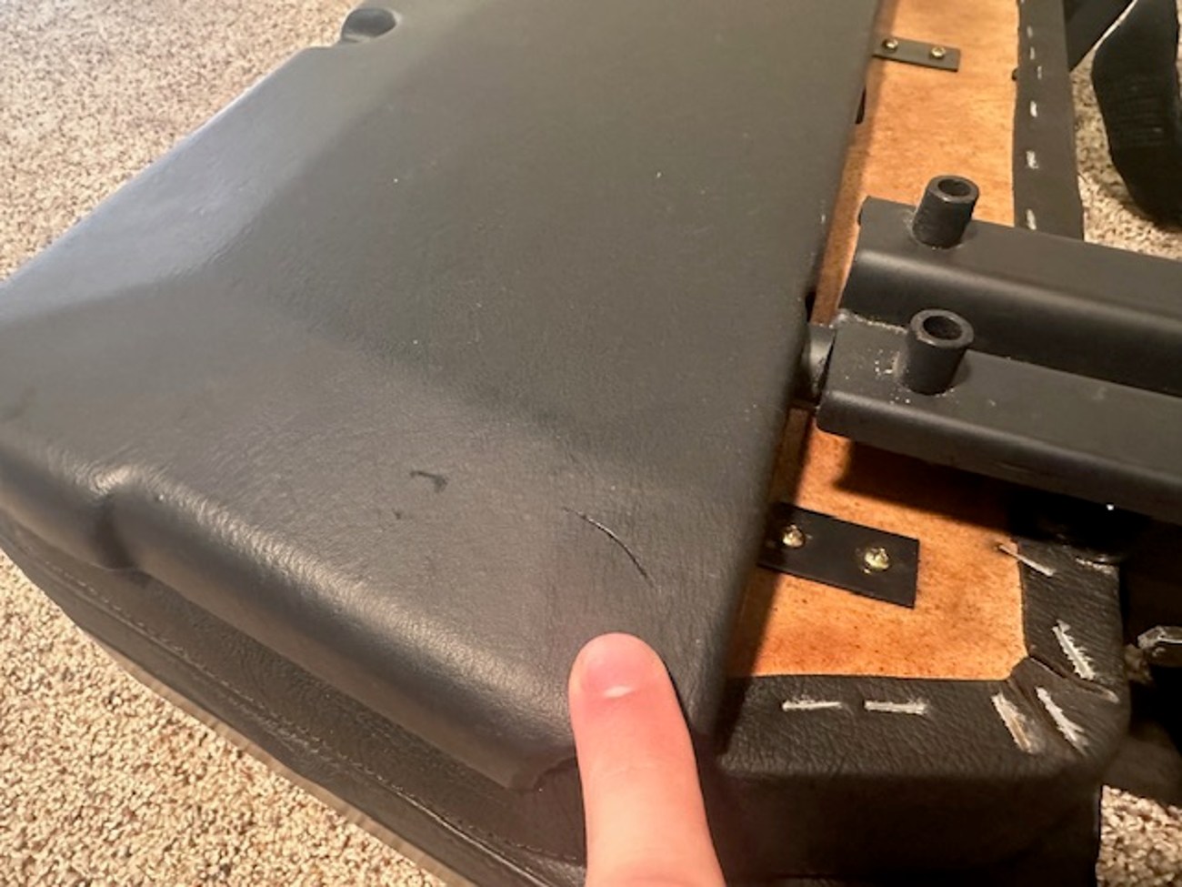 No Reserve: W463 Rear Jump Seats For Sale | The MB Market