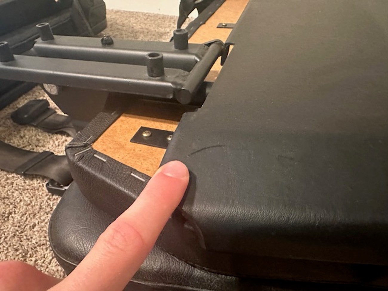 No Reserve: W463 Rear Jump Seats For Sale | The MB Market