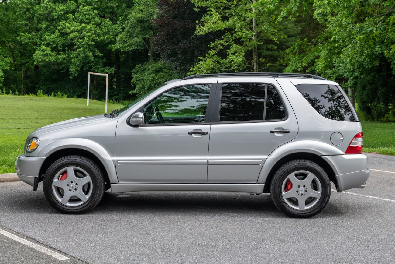 36k-Mile 2002 Mercedes-Benz ML55 AMG For Sale | The MB Market