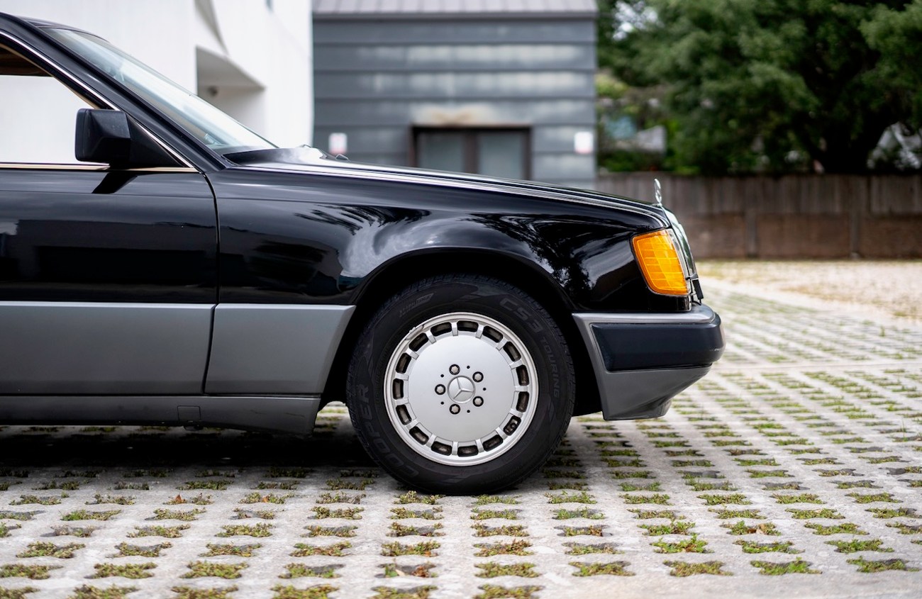 1989 Mercedes-Benz 300CE w/80k Miles For Sale | The MB Market