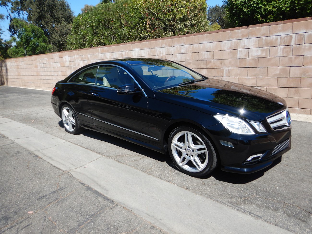 2011 Mercedes-Benz E550 Coupe For Sale | The MB Market