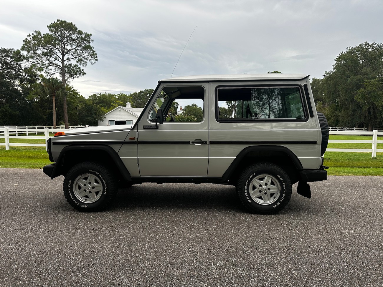 1989 Mercedes-Benz 300GD 5-Speed For Sale | The MB Market