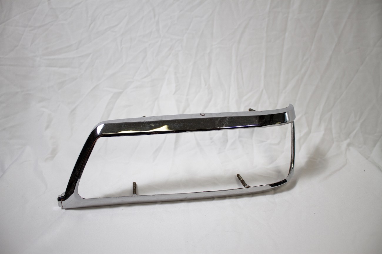 Lot of W113 Mercedes-Benz SL “Pagoda” Parts For Sale | The MB Market