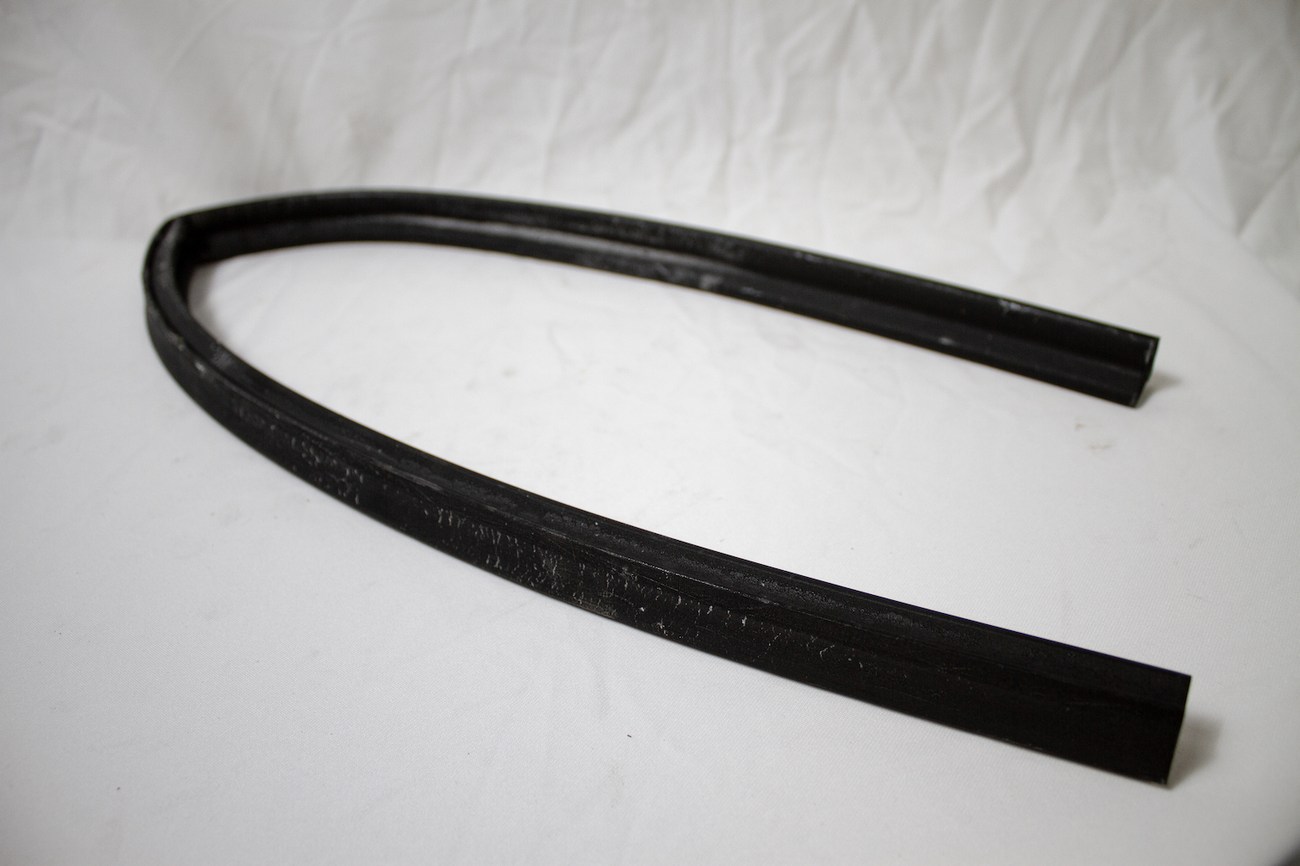 Lot of W113 Mercedes-Benz SL “Pagoda” Parts For Sale | The MB Market
