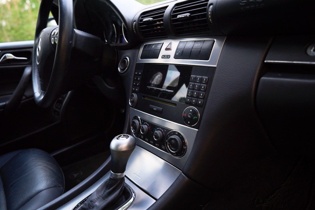 42k-Mile 2005 Mercedes-Benz C320 Sport For Sale | The MB Market