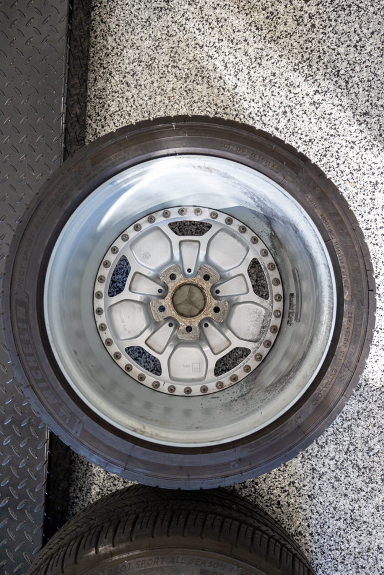 Staggered 3-piece 17" AMG Aero III Wheels by OZ Racing w/Tires For Sale ...