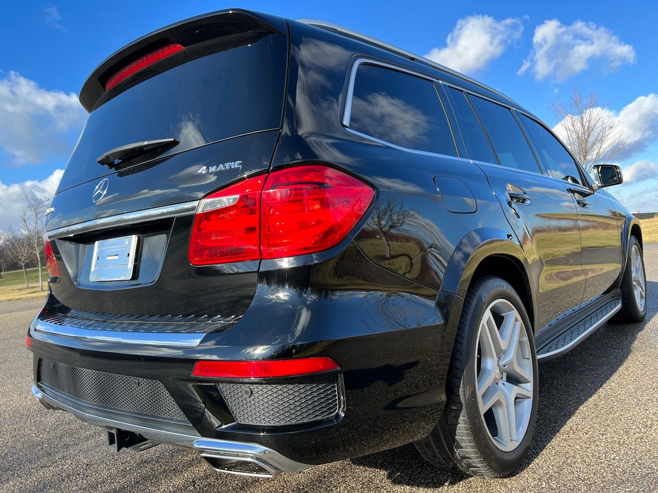 2015 Mercedes-Benz GL550 4Matic w/18k Miles For Sale | The MB Market