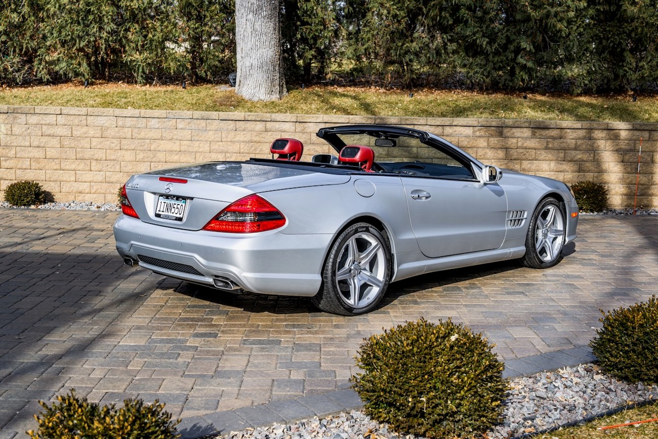8k-Mile 2009 Mercedes-Benz SL550 Silver Arrow For Sale | The MB Market