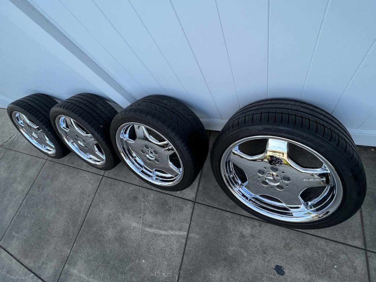 NO RESERVE: 18" AMG Monoblock Wheels & Tires For Sale | The MB Market