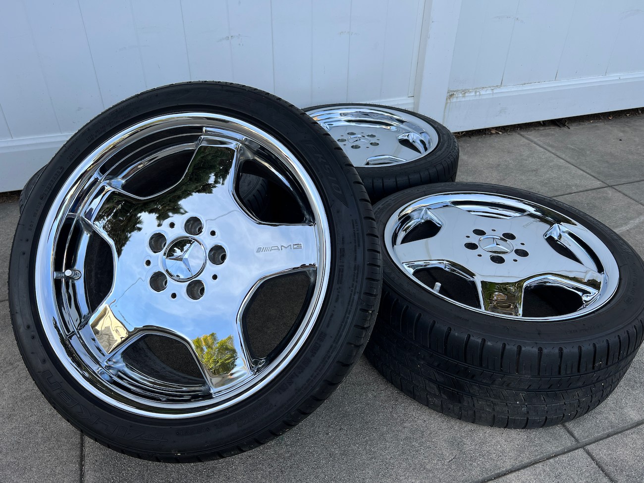 NO RESERVE: 18" AMG Monoblock Wheels & Tires For Sale | The MB Market