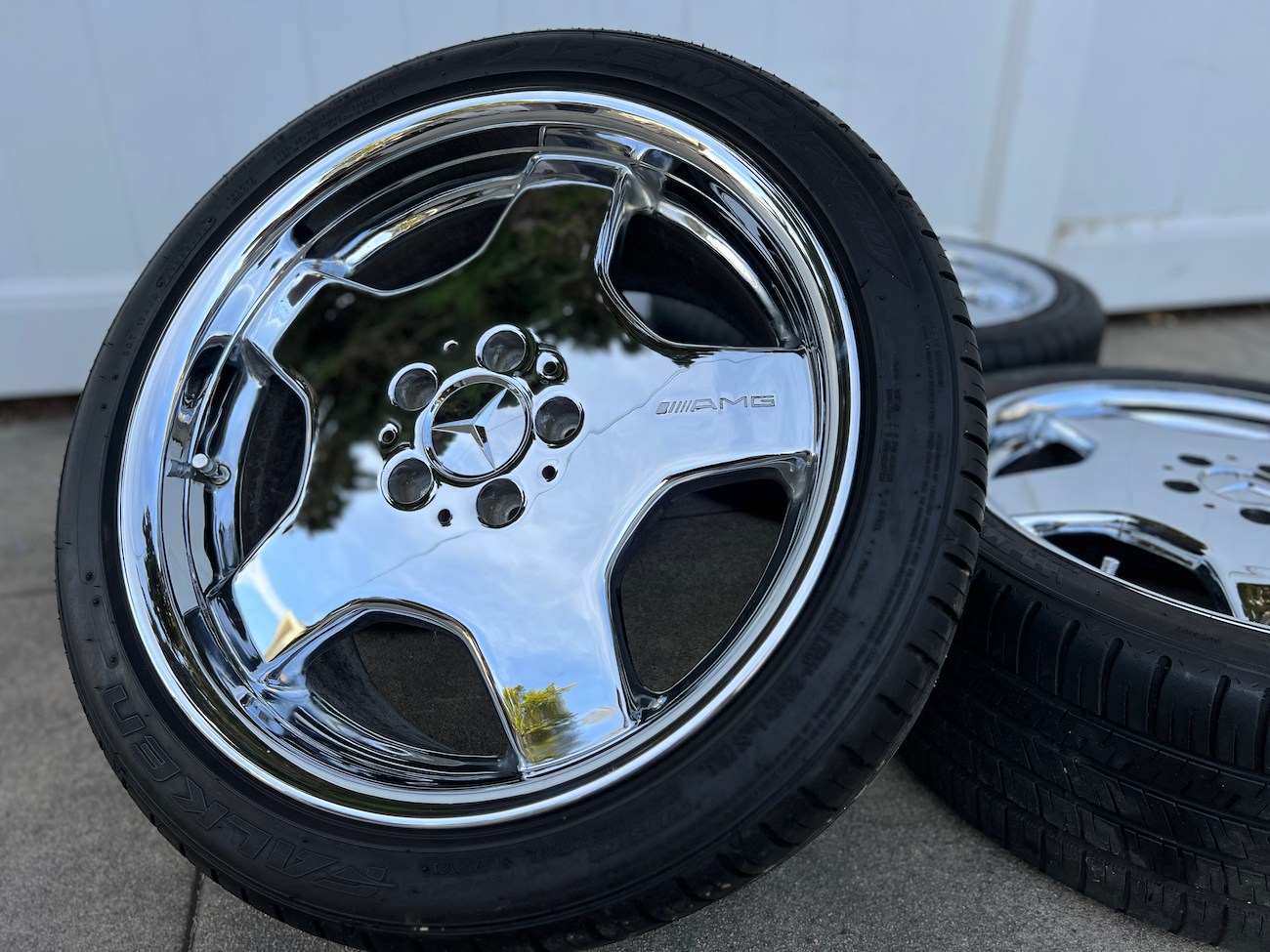 NO RESERVE: 18" AMG Monoblock Wheels & Tires For Sale | The MB Market