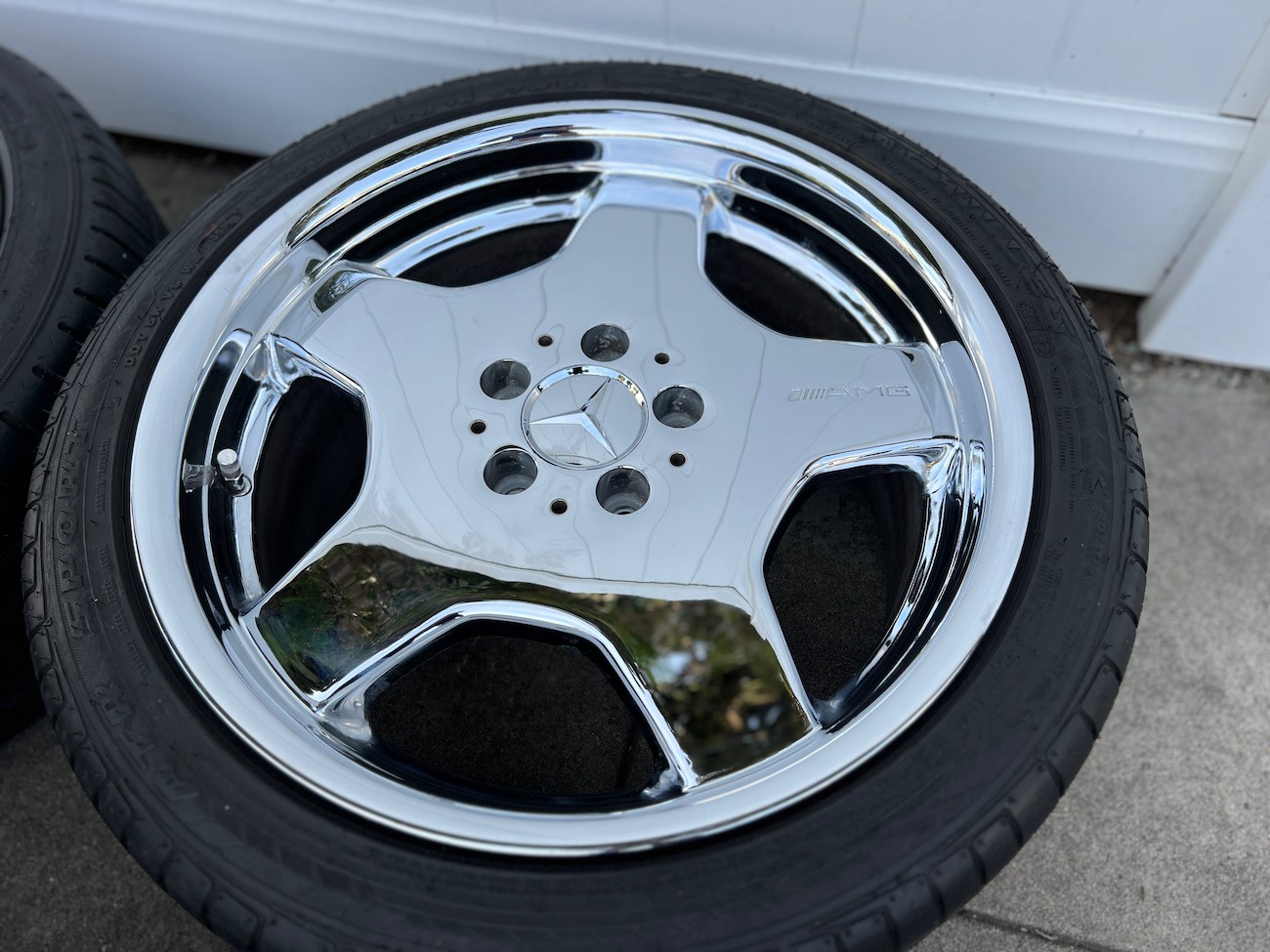 NO RESERVE: 18" AMG Monoblock Wheels & Tires For Sale | The MB Market