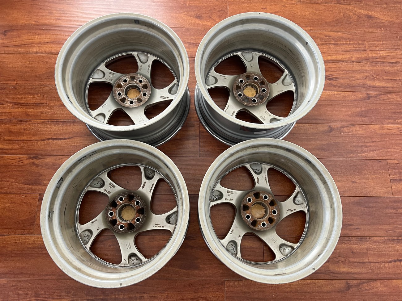 Staggered 2-Piece 18" OZ Racing Tornado Wheels For Sale | The MB Market