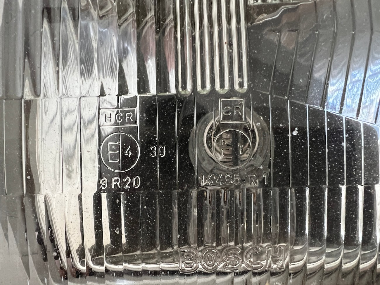 BOSCH R107 European Headlamps and Corner Lights For Sale | The MB Market
