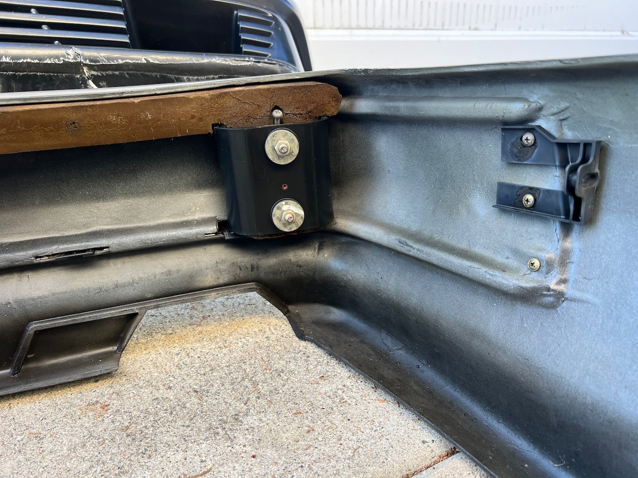 Authentic W124 AMG Gen 1 Full Body Kit For Sale | The MB Market