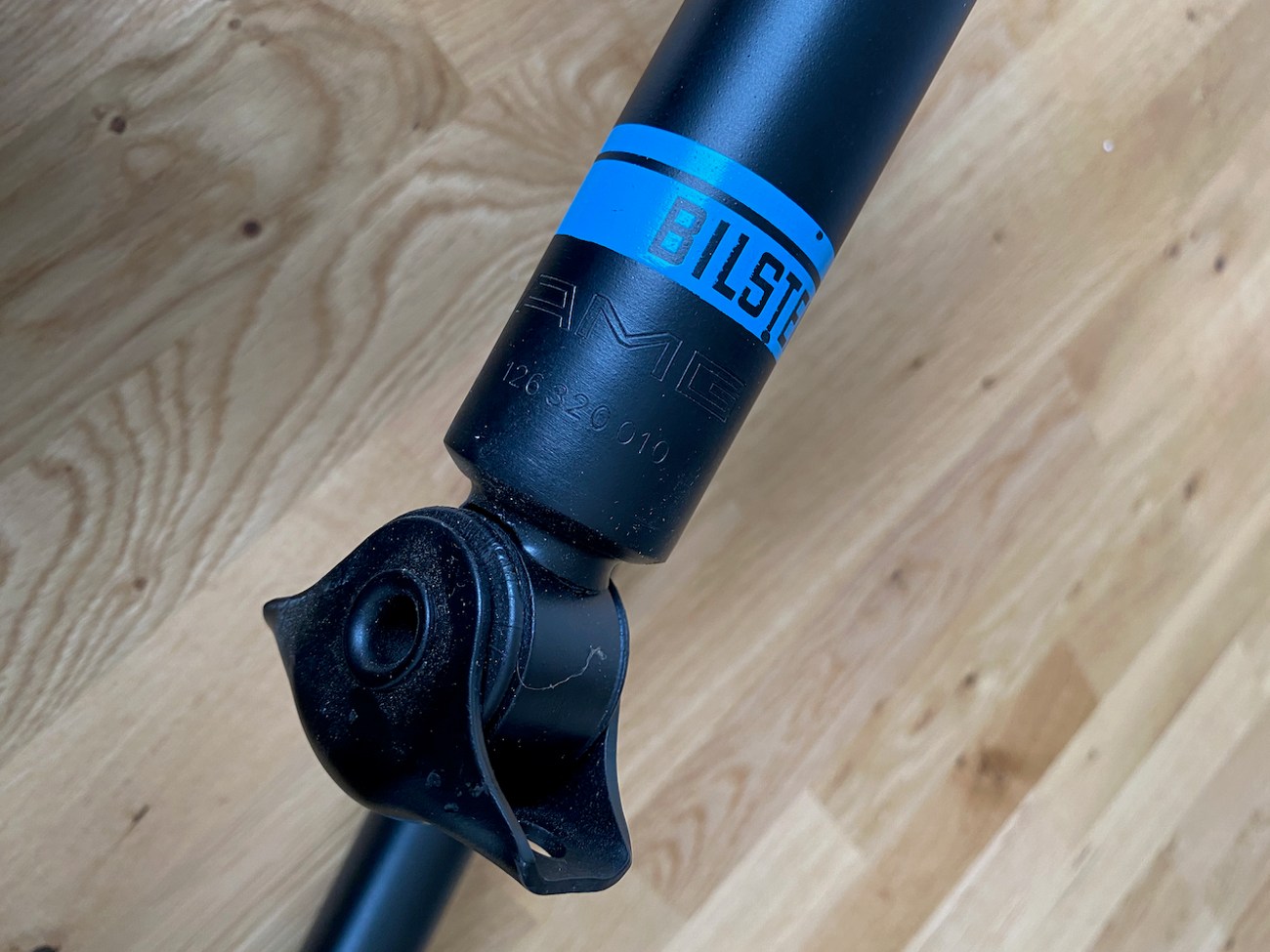 Premerger AMG W126 Suspension (New Old Stock) For Sale | The MB Market