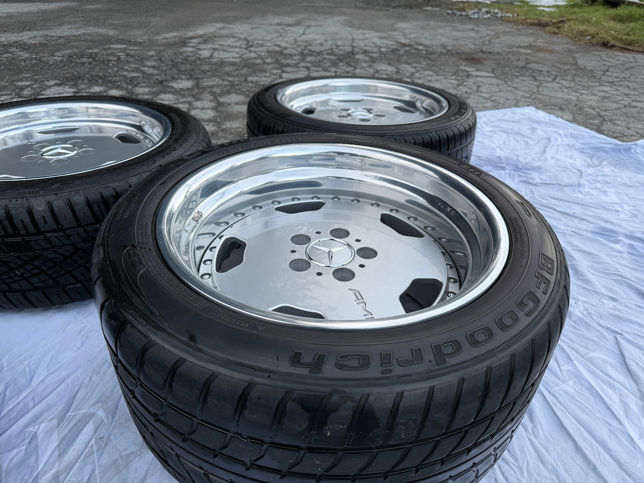 Custom Forged 2-Piece 17" Aero III-style Wheels For Sale | The MB Market