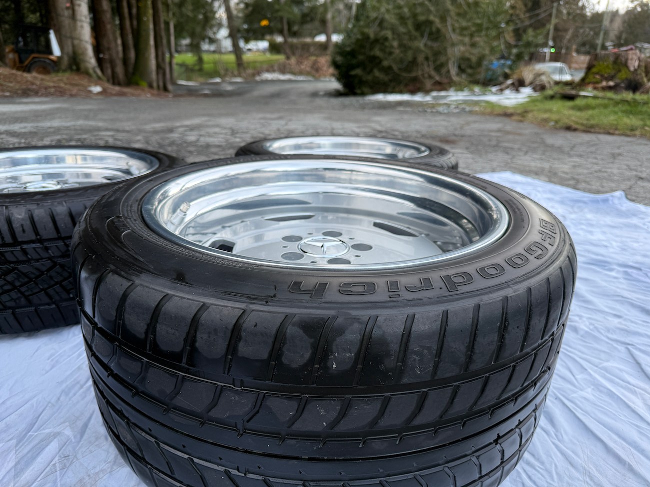 Custom Forged 2-Piece 17" Aero III-style Wheels For Sale | The MB Market