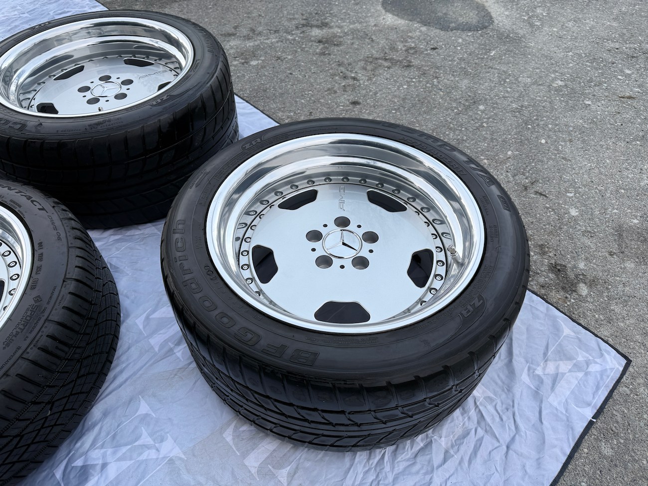 Custom Forged 2-Piece 17" Aero III-style Wheels For Sale | The MB Market