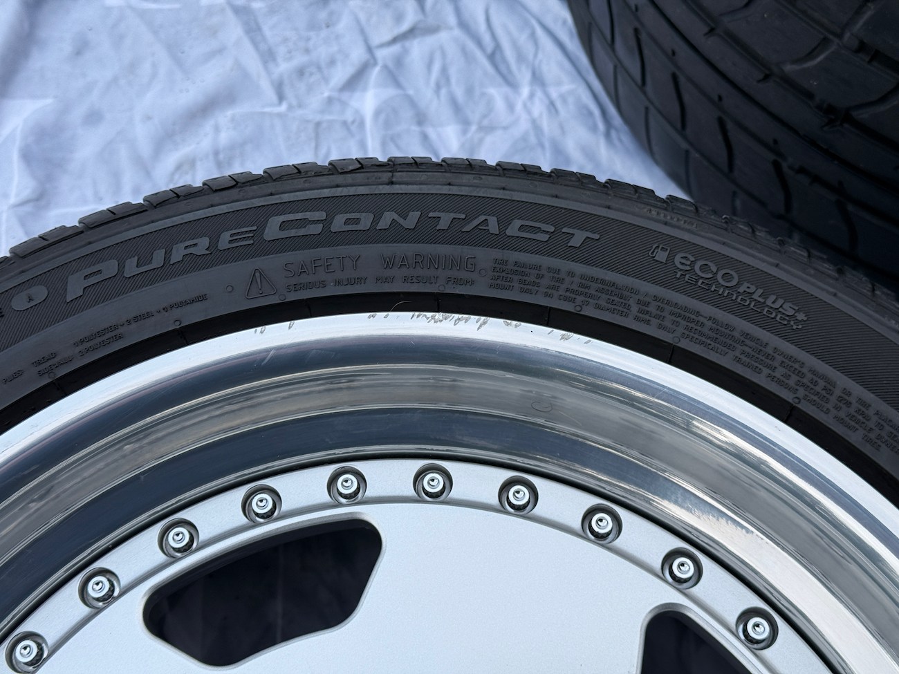 Custom Forged 2-Piece 17" Aero III-style Wheels For Sale | The MB Market