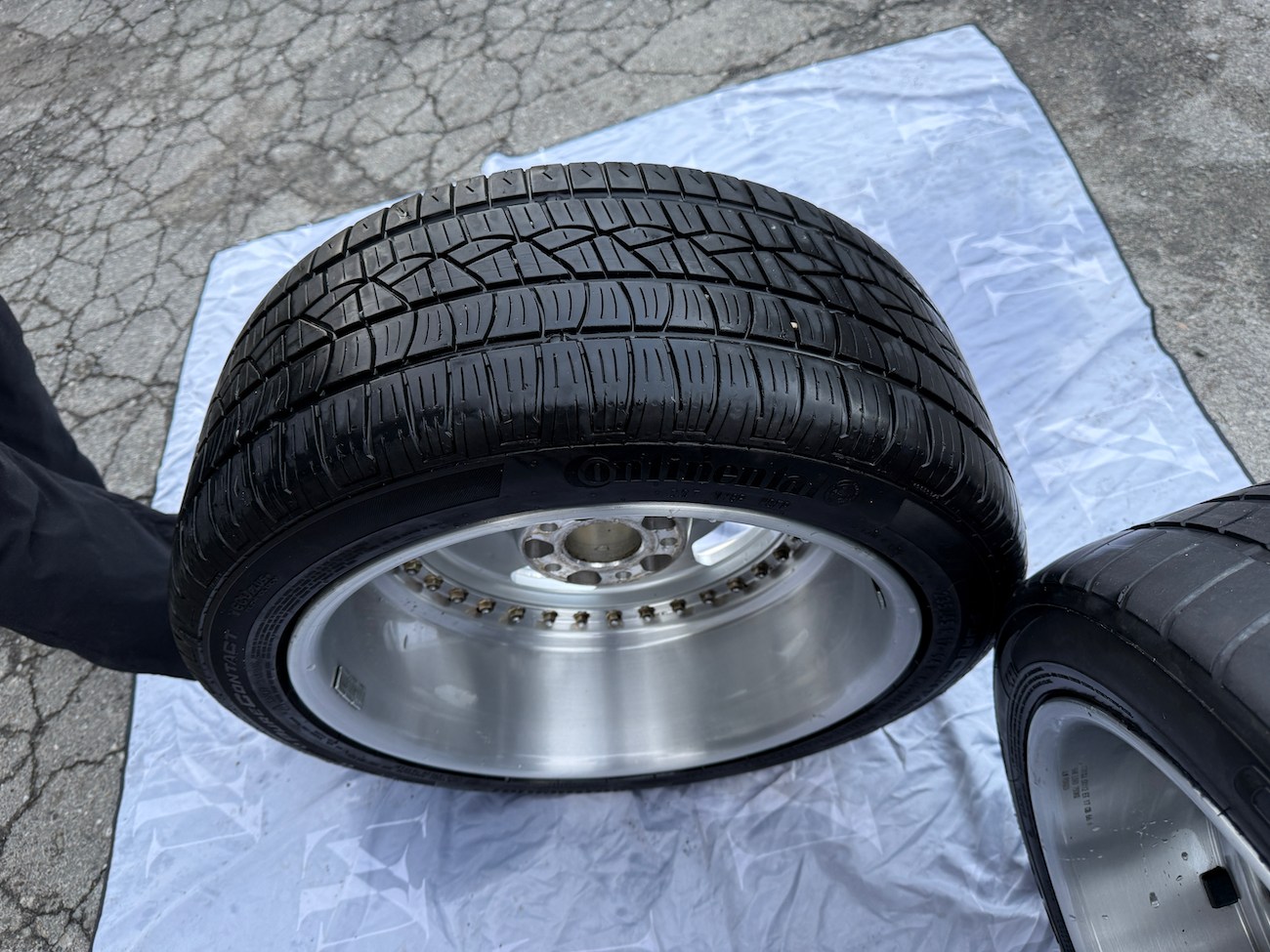 Custom Forged 2-Piece 17" Aero III-style Wheels For Sale | The MB Market