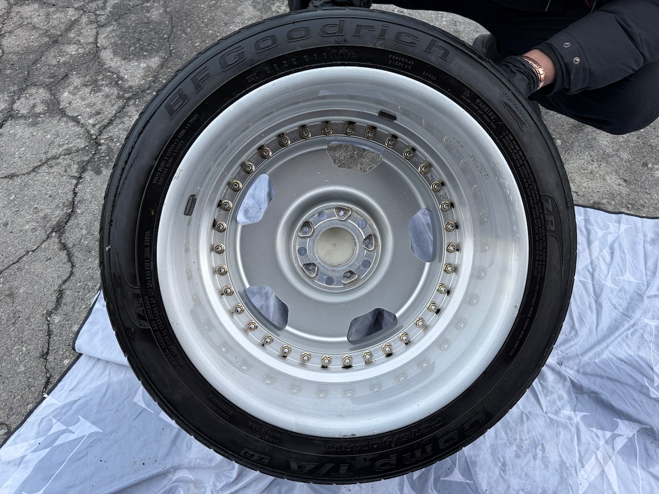 Custom Forged 2-Piece 17" Aero III-style Wheels For Sale | The MB Market
