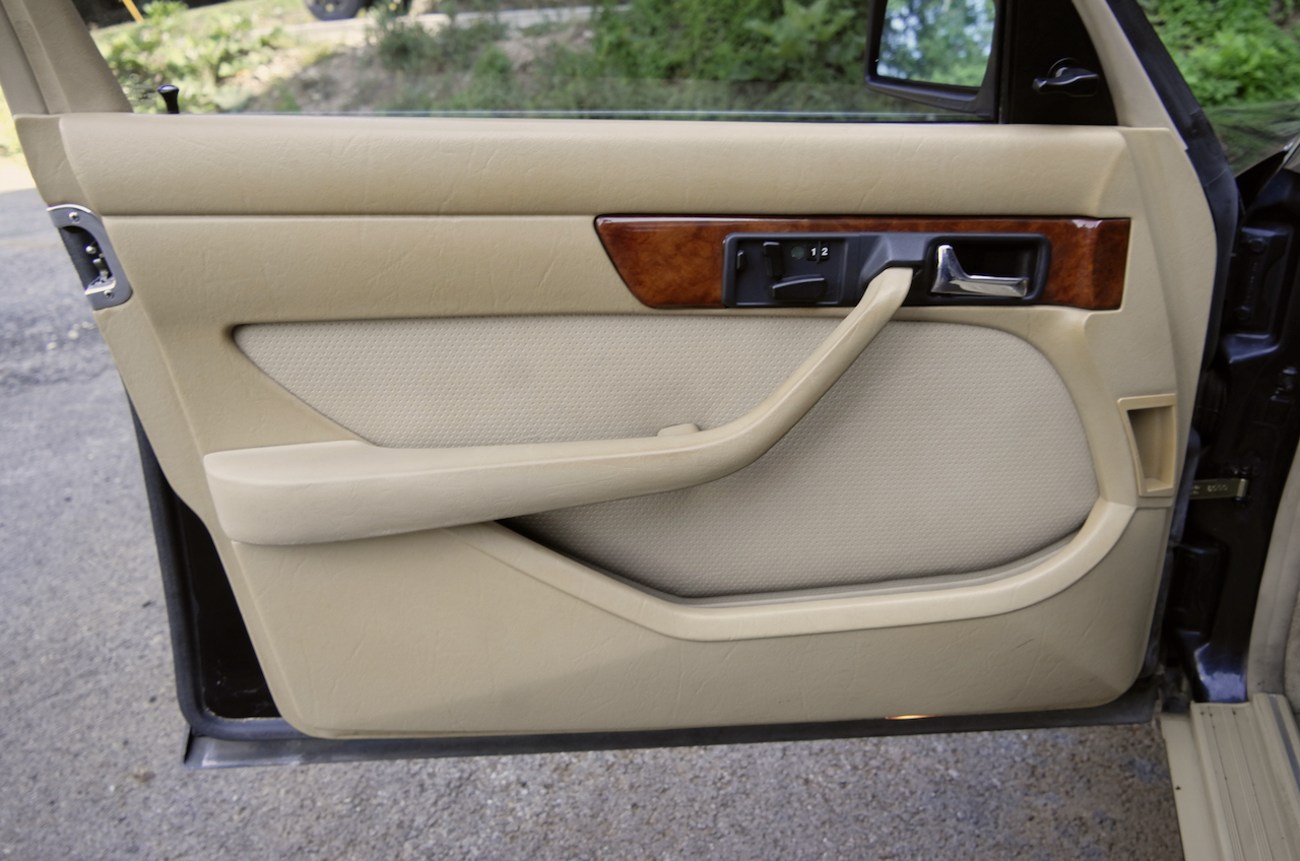 Euro 1986 Mercedes-Benz 500SEL Limousine by Trasco For Sale | The MB Market