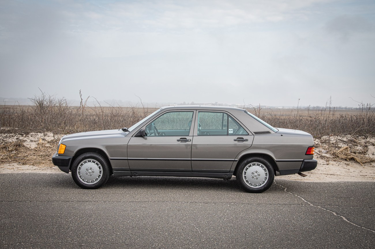1986 Mercedes-Benz 190E w/5-Speed Manual For Sale | The MB Market