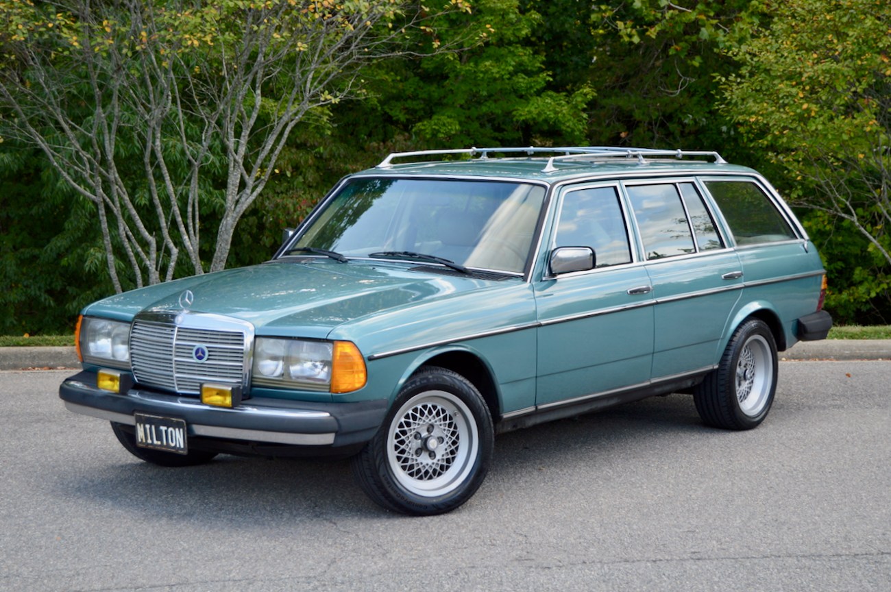 35 Years-Owned 1983 Mercedes-Benz 300TDT w/1,200 Pages of Records For ...