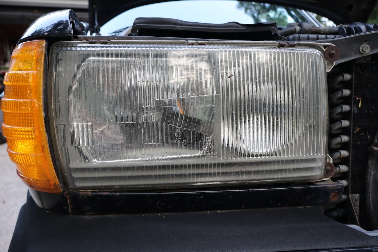 NO RESERVE: Euro 5.0L M117-Swapped 1982 Mercedes-Benz 300D For Sale ...