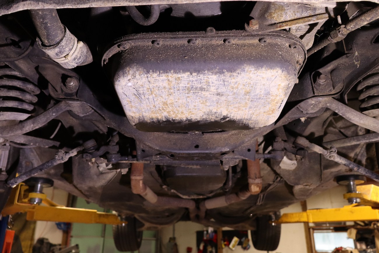 NO RESERVE: Euro 5.0L M117-Swapped 1982 Mercedes-Benz 300D For Sale ...