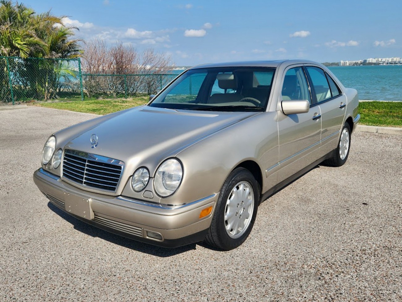 32k-Mile 1998 Mercedes-Benz E320 For Sale | The MB Market
