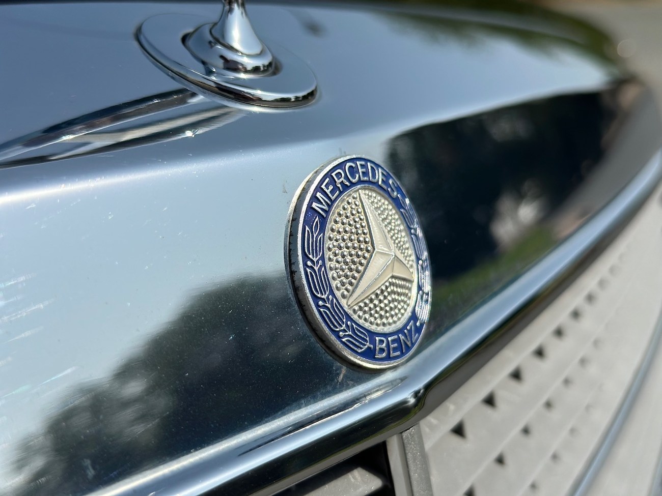 21k-Mile 1988 Mercedes-Benz 260SE For Sale | The MB Market