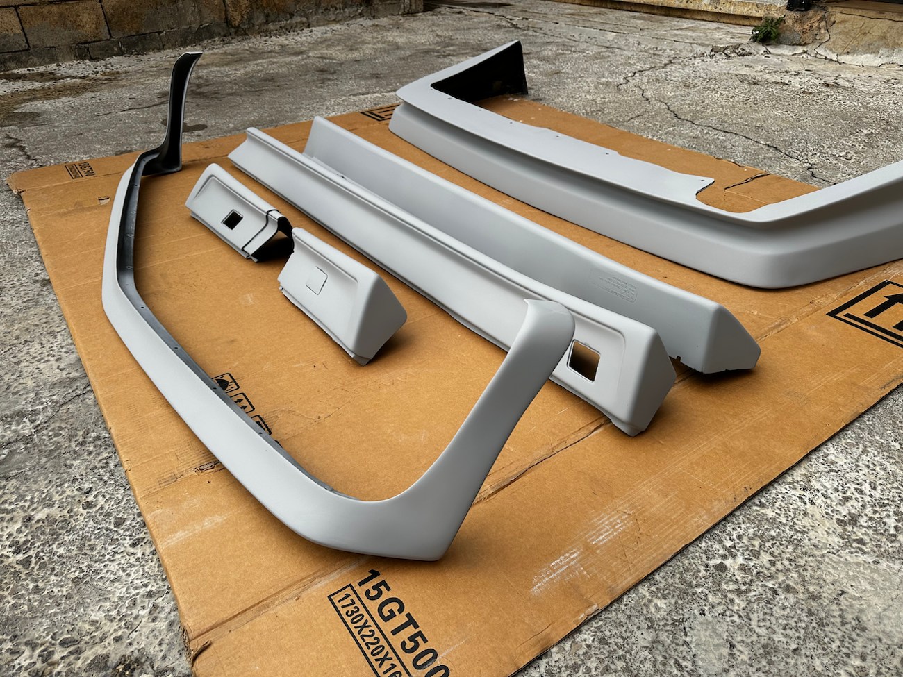 Premerger Gen 2 AMG Body Kit for Euro C126 SEC For Sale | The MB Market