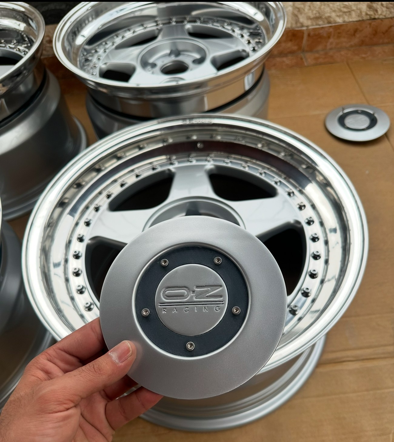 Staggered 3-Piece 17" Futura Wheels by OZ Racing For Sale | The MB Market