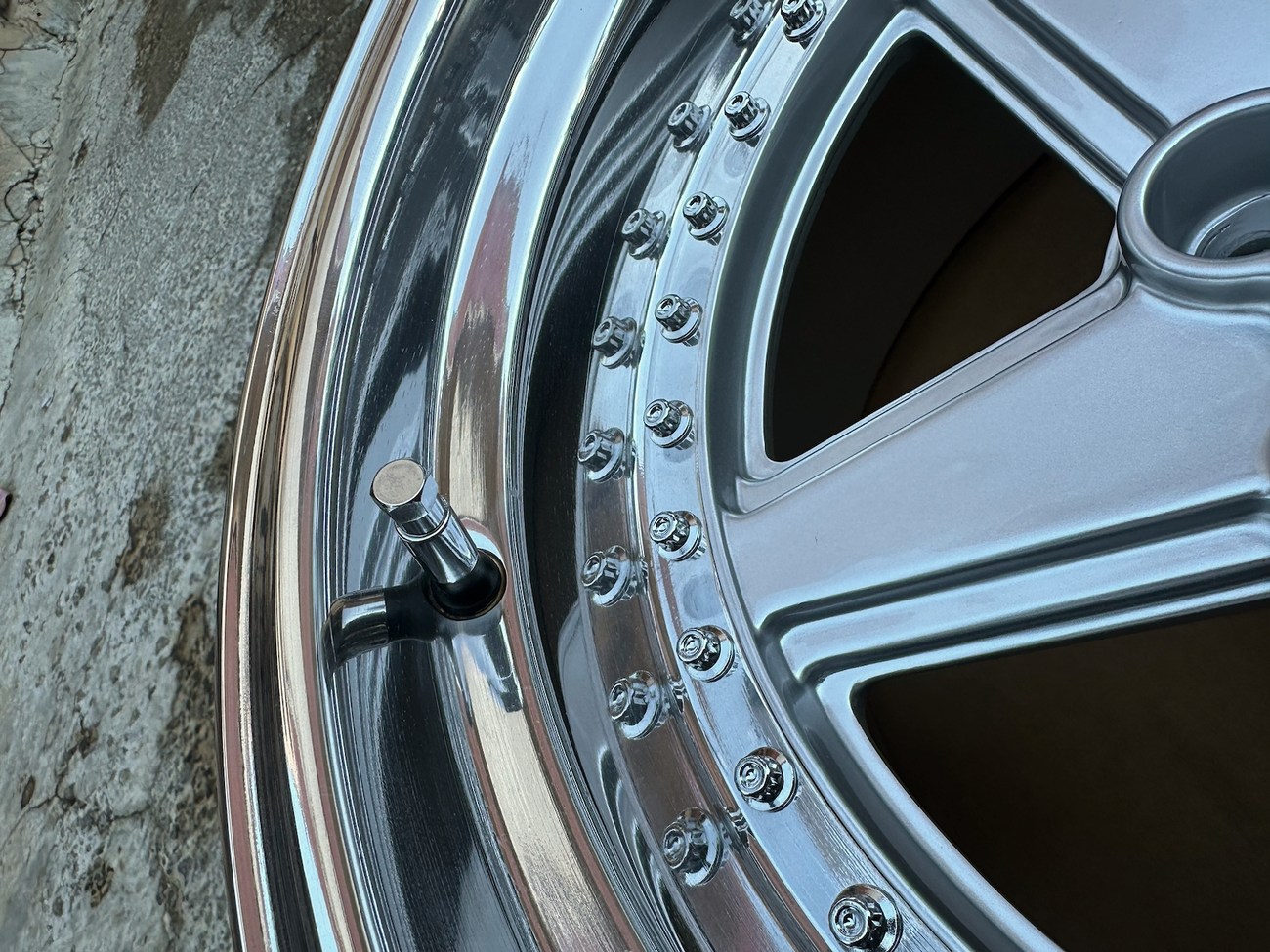 Staggered 3-Piece 17" AMG Penta Wheels For Sale | The MB Market