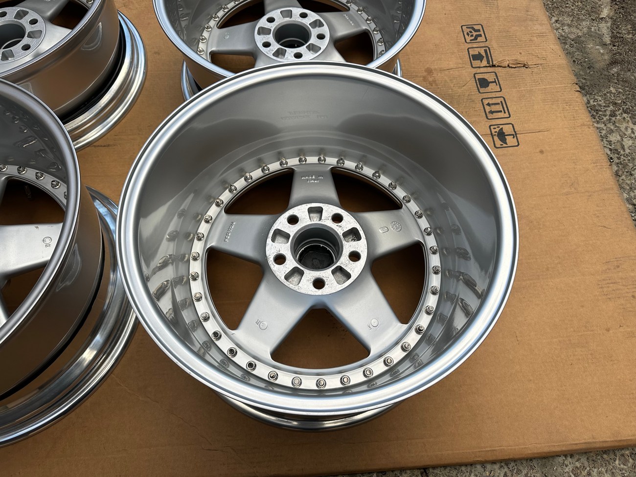 Staggered 3-Piece 17" AMG Penta Wheels For Sale | The MB Market