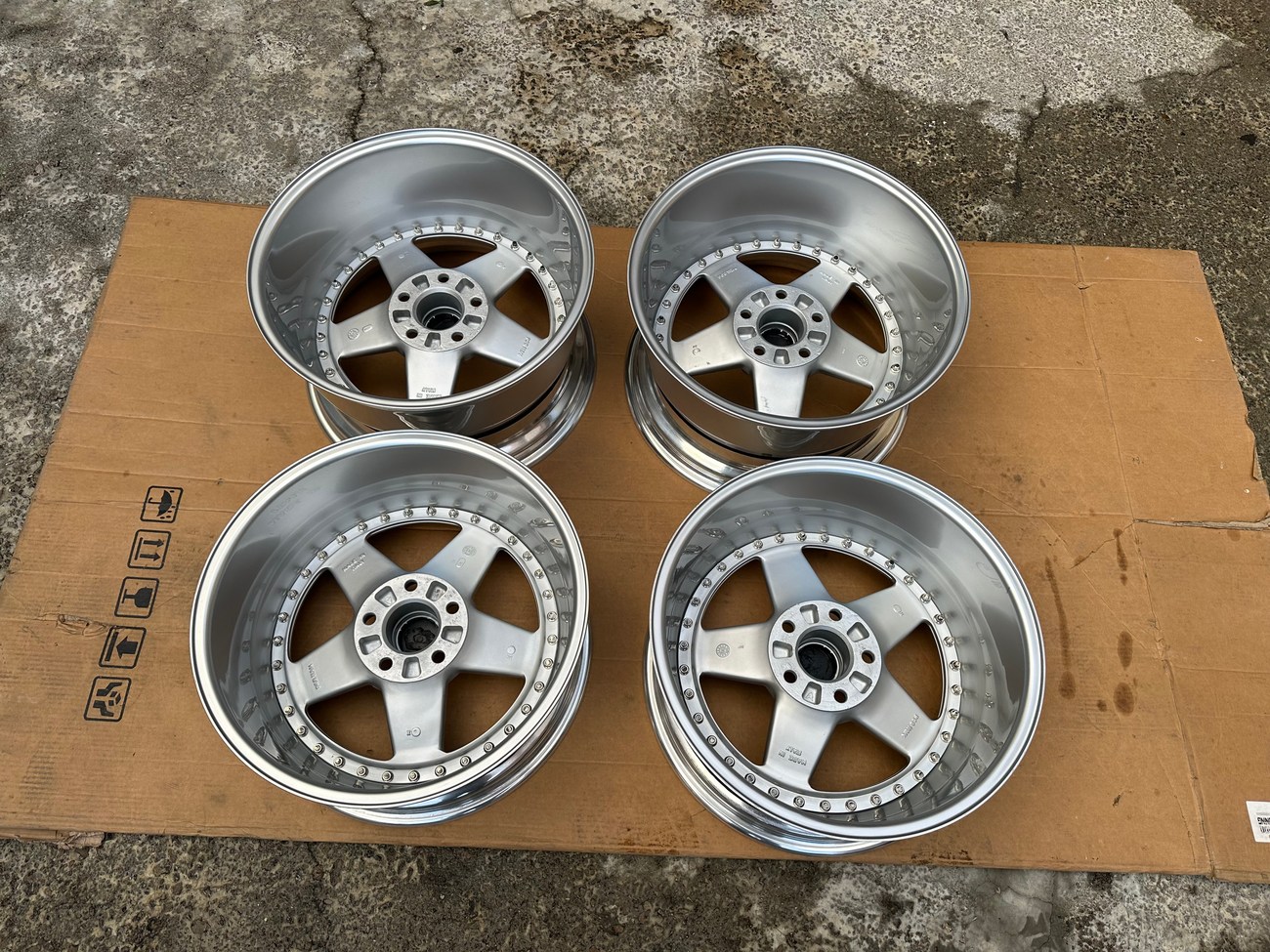 Staggered 3-Piece 17" AMG Penta Wheels For Sale | The MB Market