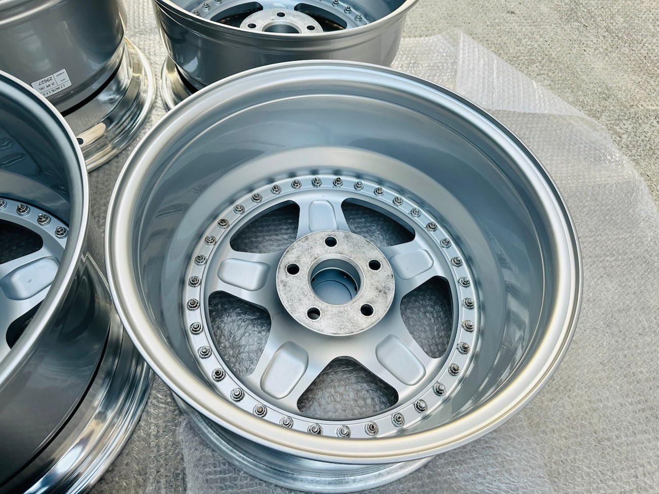 Staggered 3-Piece 17" Futura Wheels by OZ Racing For Sale | The MB Market