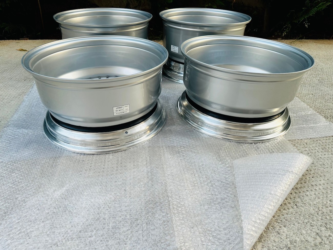 Staggered 3-Piece 17" Futura Wheels by OZ Racing For Sale | The MB Market