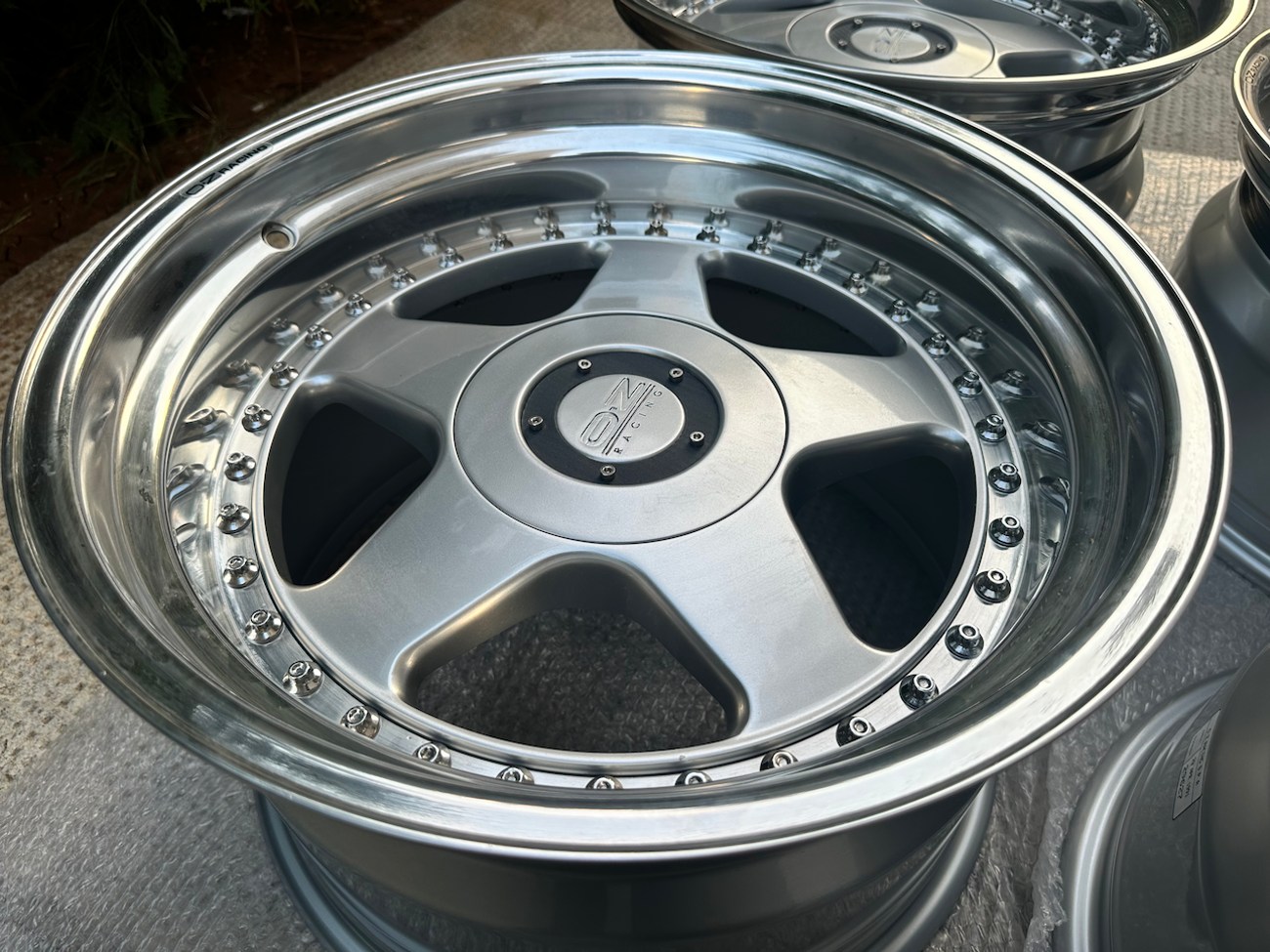 Staggered 3-Piece 17" Futura Wheels by OZ Racing For Sale | The MB Market