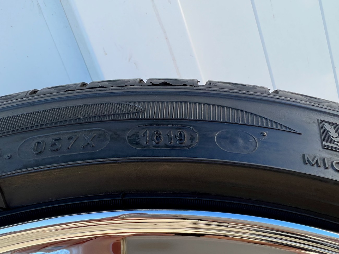 NO RESERVE: 17" AMG Aero I Wheels w/Michelin Tires For Sale | The MB Market