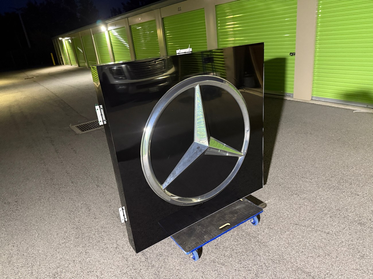 60" X 60" Illuminated Mercedes-Benz Logo Dealer Sign For Sale | The MB ...