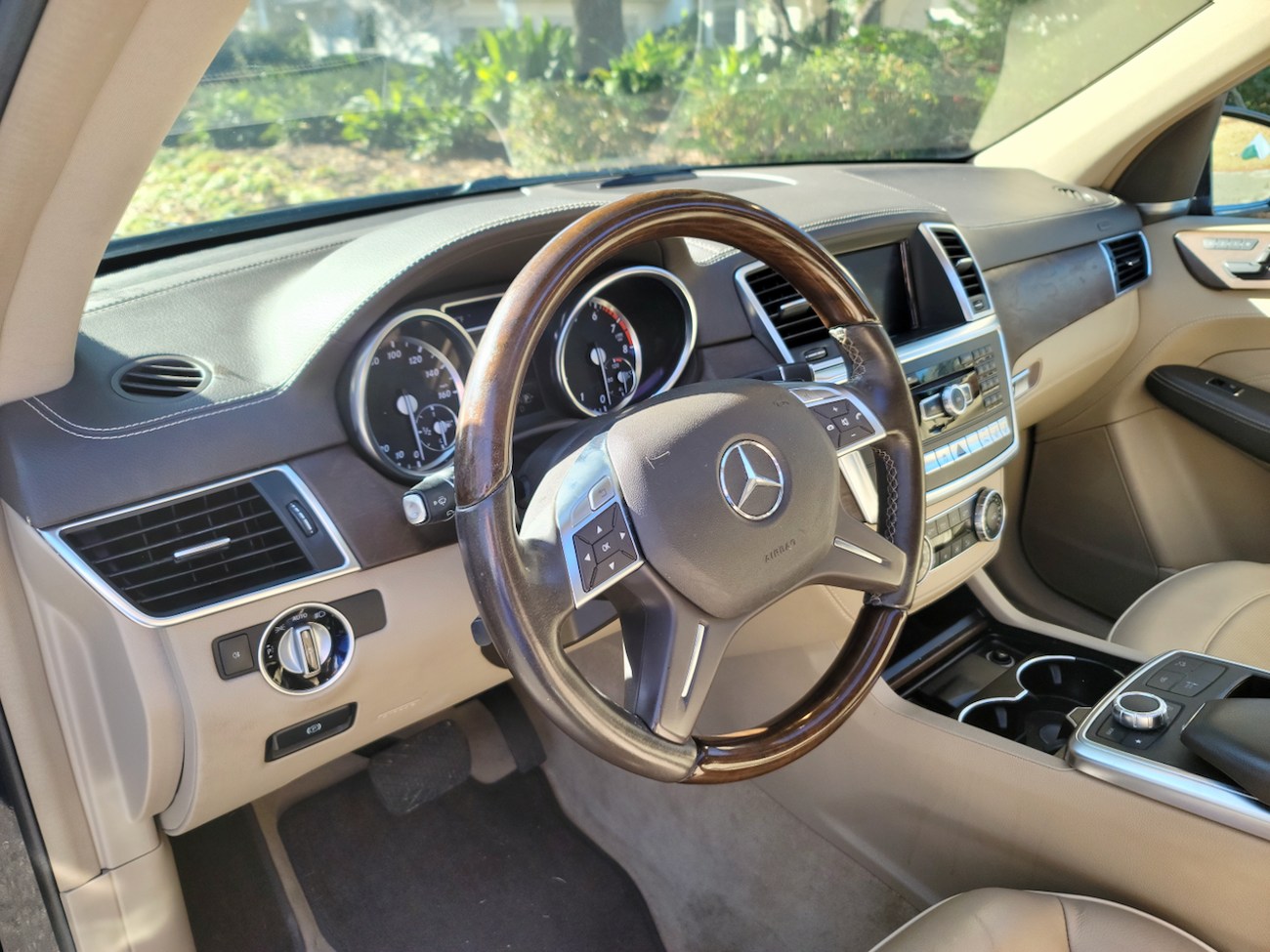 One-Owner 2014 Mercedes-Benz ML550 4MATIC For Sale | The MB Market