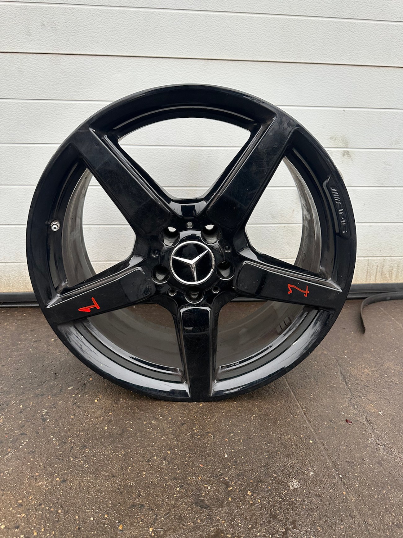NO RESERVE: 19" Staggered W218 CLS AMG Wheels For Sale | The MB Market