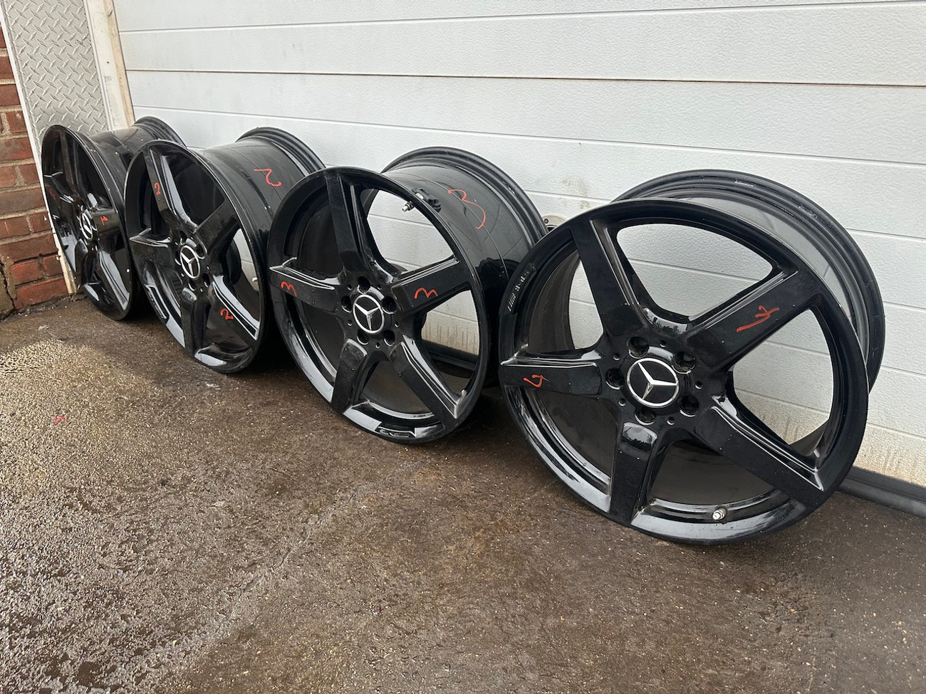 NO RESERVE: 19" Staggered W218 CLS AMG Wheels For Sale | The MB Market