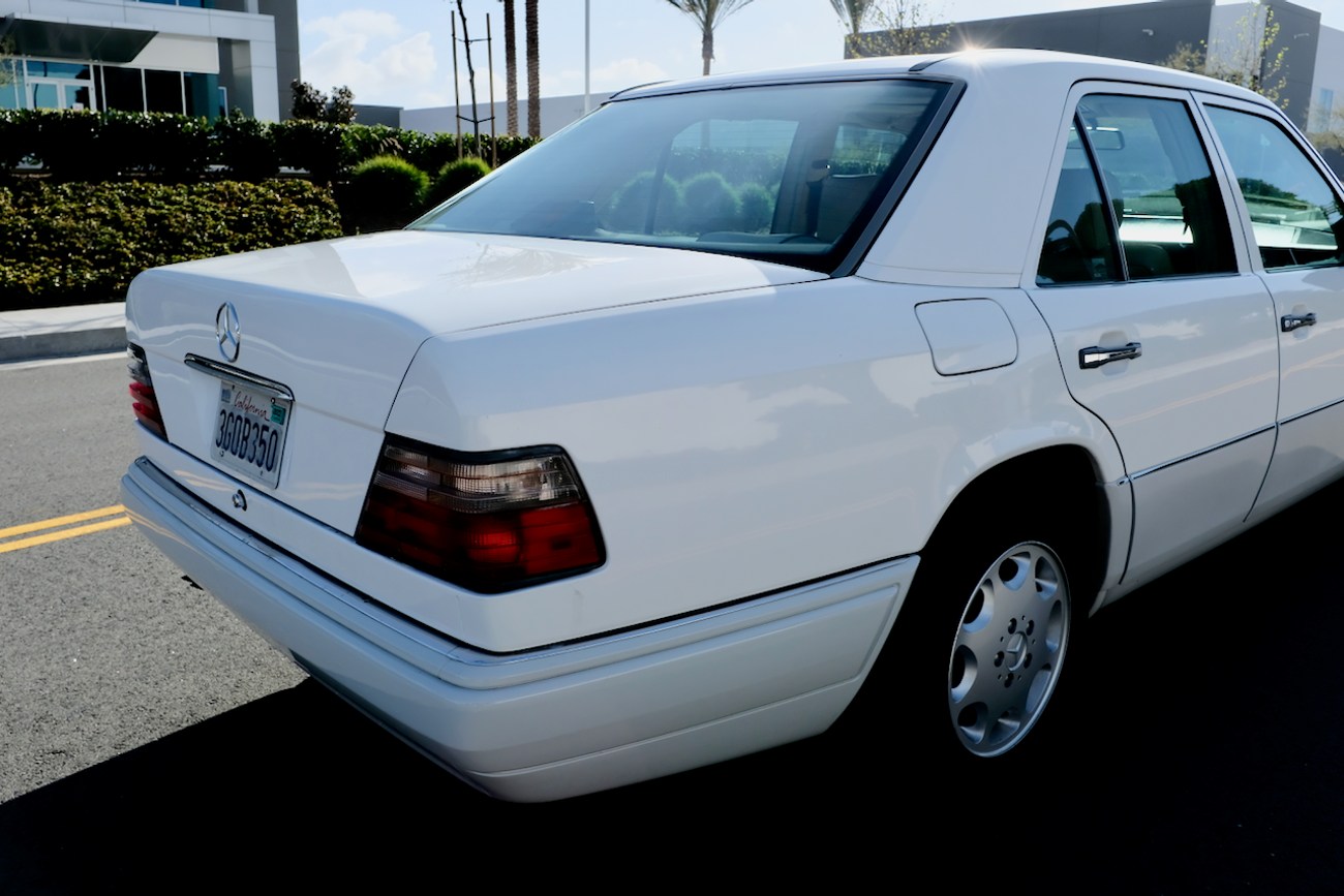 1994 Mercedes-Benz E320 For Sale | The MB Market